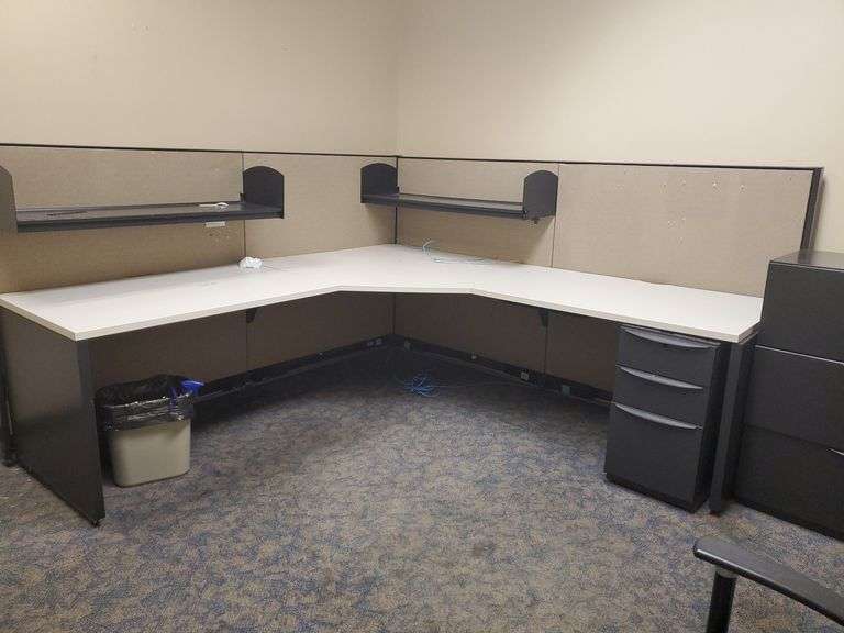 Call center work station in L shaped configuration with 4' table tops ...