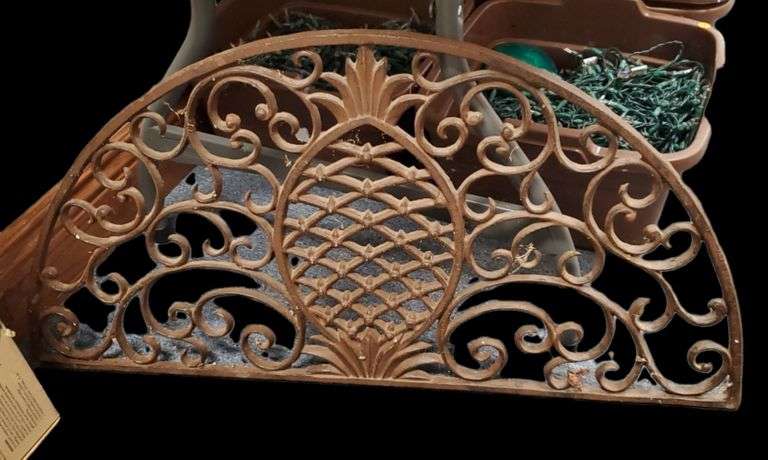 Wrought Iron Arched Transom 34-in x17 in pineapple design - Bid-Assets ...