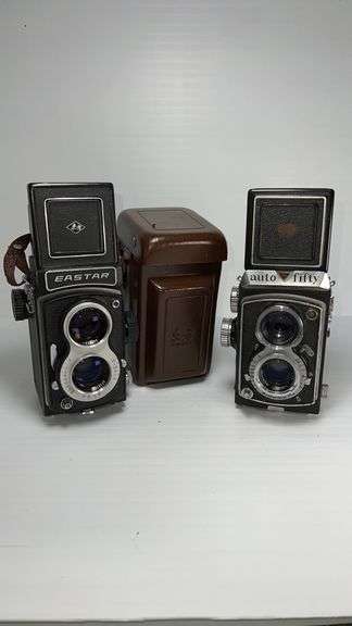 Two-Twin lens reflex cameras - Bid-Assets Online Auctions