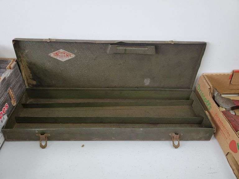 SK tools green tool box - Bid-Assets Online Auctions