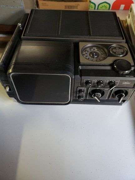 Sears solid state go anywhere TV radio with 3way power - Bid-Assets ...