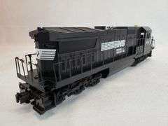 Lionel NS Norfolk Southern 9pc Dash 8 40-C Diesel Engine Set. Includes #8688 Dash Engine 6-18213 ...