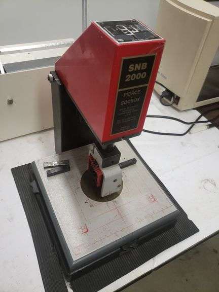 SNB 2000 made in England Pierce Socbox. Numbering machine with foot ...