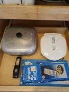 Toaster, Lodge skillet, George Foreman grill, electric skillet - Bid ...