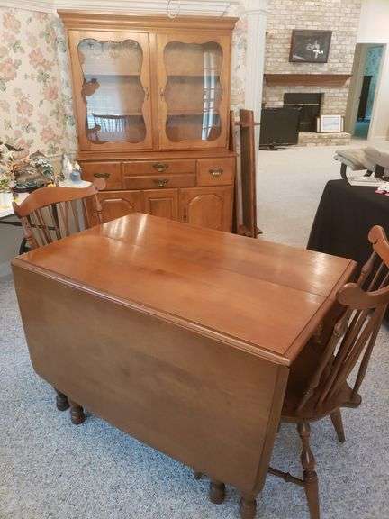 See all photos! Temple Stewart immaculate Maple dining room set ...