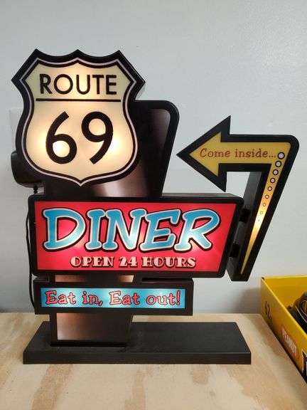 Nostalgic looking light up diner sign measures 14 in tall. - Bid-Assets ...