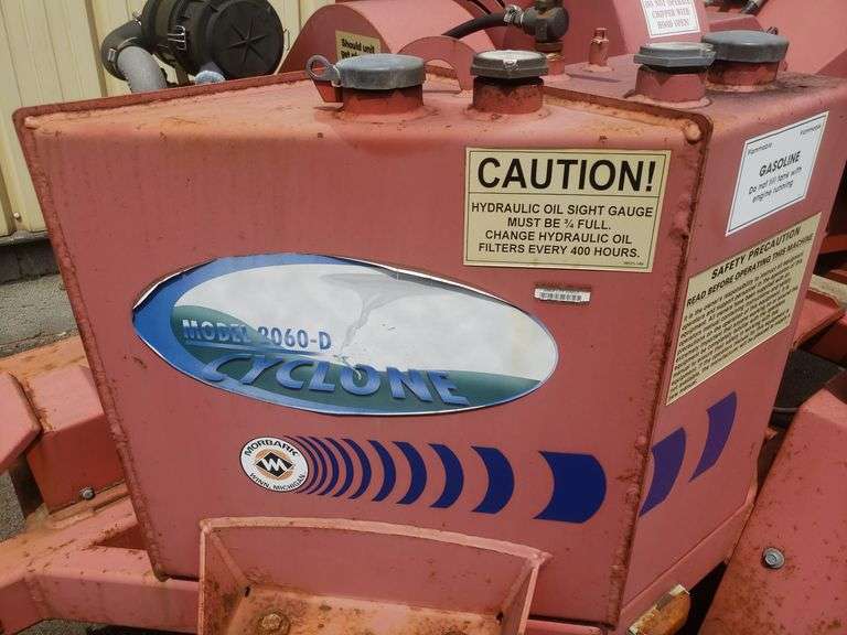 1999 Morbark cyclone model 2060-D tow behind wood chipper with Kohler ...