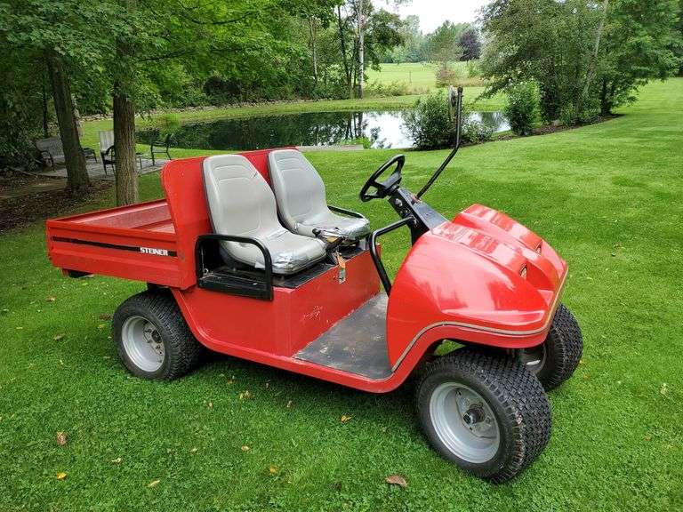 2000 Steiner Hawk utility vehicle. 14 horsepower V-Twin OHV vanguard ...