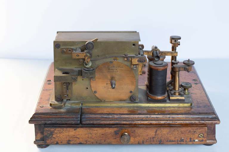 Automatic Morse Code Sender - Bartlett Auctions Inc.