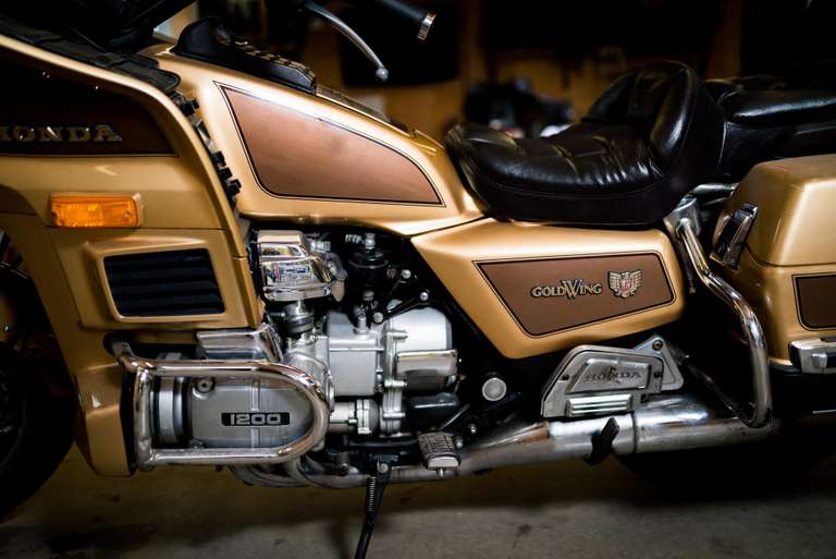 1985 Honda Goldwing GL1200 Limited Edition - Bartlett Auctions Inc.