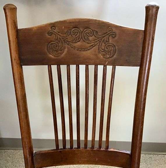 Antique sewing rocking chair - Bartlett Auctions Inc.