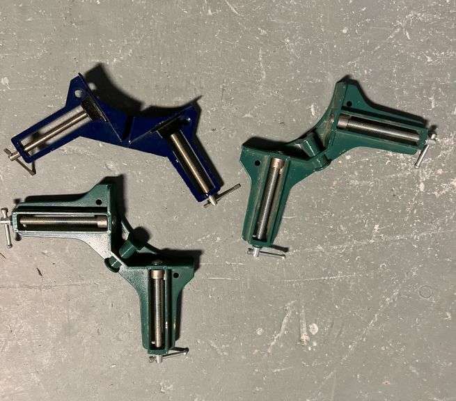 Three corner clamps - Bartlett Auctions Inc.