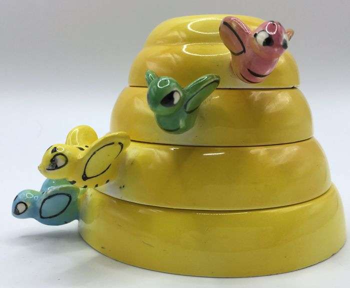 1950s Vintage Menschik Goldman Ceramic Beehive Stacking Measuring Cups ...