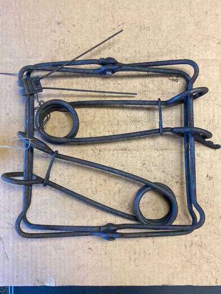 440 Conibear Double Spring Trap Animal Foot - Bartkus Auctioneers