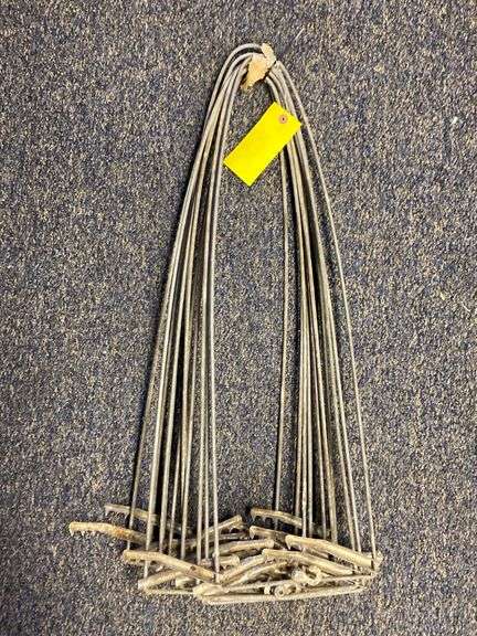 LOT of 10 - 30" Wire Fur Stretchers Hides Furs - Bartkus Auctioneers