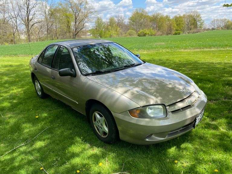 2005 Chevy Cavalier Car Automobile - Bartkus Auctioneers