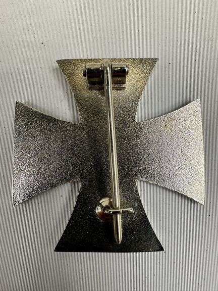 German Axis Uniforms - Gear: Pin Badge Reproduction Iron Cross 1939 ...