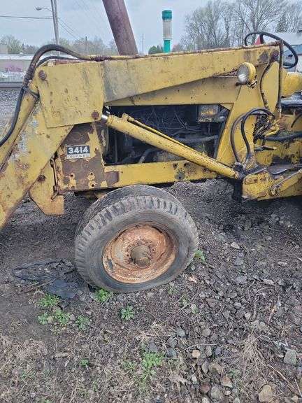 International 3414 Industrial Backhoe As Is - Web Online Auctions