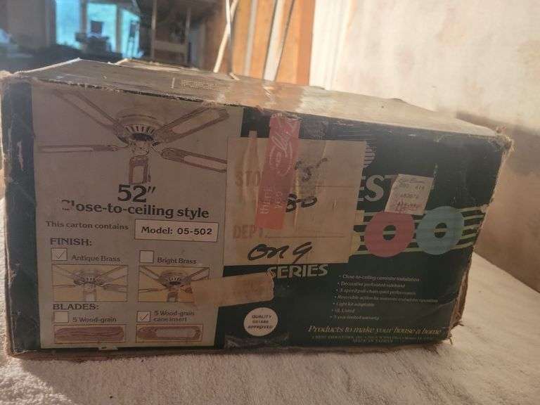 Crest 500 Series Ceiling Fan and Light - Web Online Auctions