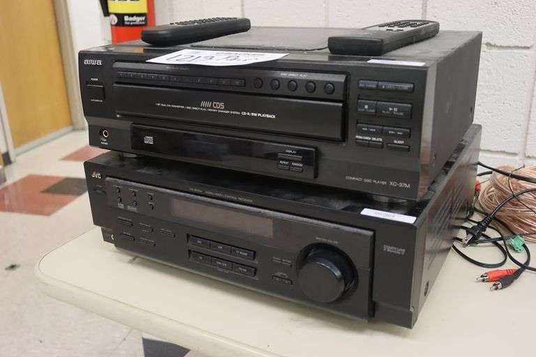 Pair to go - JVC receiver & Aiwa 5 disc CD player with remotes - Backes ...