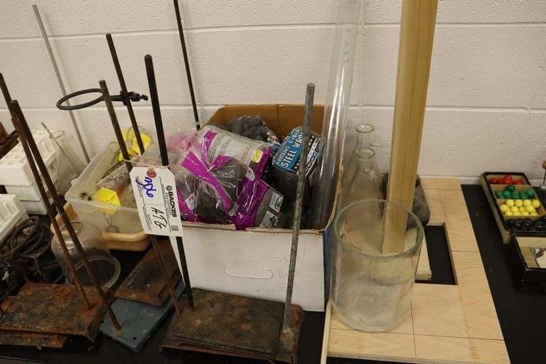 All to go - lab related items - Backes Commercial Auctioneers