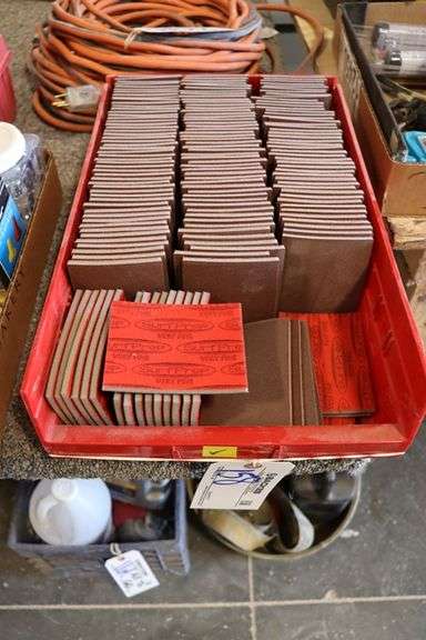 Tote to go - Very fine Surf prep pads - Backes Commercial Auctioneers