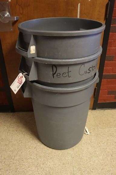 Times 3 - Rubbermaid 32 gallon Brute barrels - Backes Commercial ...