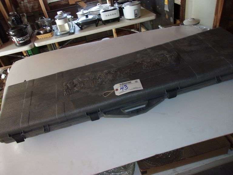 Plastic gun case with foam - Backes Commercial Auctioneers