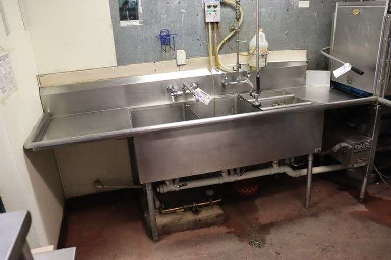 96" stainless left hand soil table with pre rinse - Backes Commercial ...