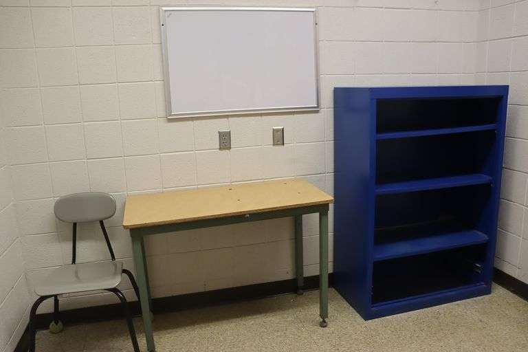 Office to go - desk, chairs, file cabinet, book case - Backes ...