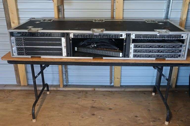 Audio cabinet with Behringer musical 31 graphic equalizers, Alesis ...