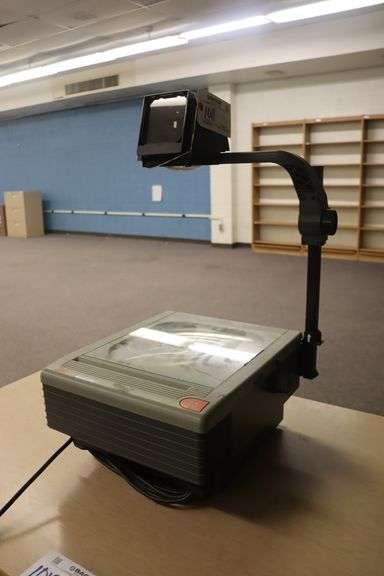 3M overhead projector - untested - Backes Commercial Auctioneers