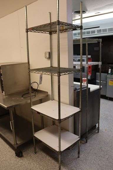 Eagle 18" x 24" chrome coated wire rack - Backes Commercial Auctioneers