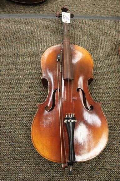 Copy of Joseph Guarnerius fecit 48" cello - showing some wear - Backes ...