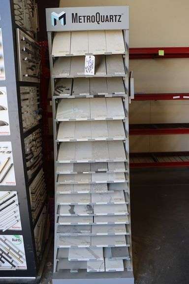 Pair to go - Handle, Knob & Metro Quartz displays - Backes Commercial ...