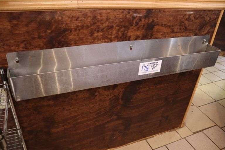 46" stainless speed rail - Backes Commercial Auctioneers