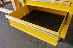 US General 22" x 26" portable yellow 8 drawer tool box - nice - Backes ...