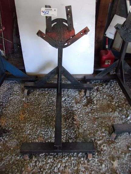 HD assembly stand - Backes Commercial Auctioneers