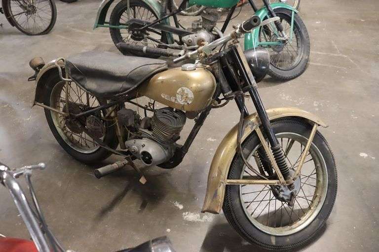 Harley Davidson Hummer motorcycle - Motor tag 57ST2601 - 4,891 miles ...