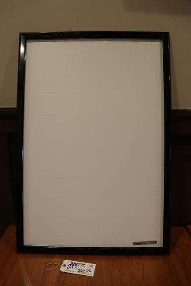 Poster Grip snap lock frame - Backes Commercial Auctioneers