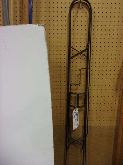 Times - 3 5" x 48" dust mop frames - Backes Commercial Auctioneers