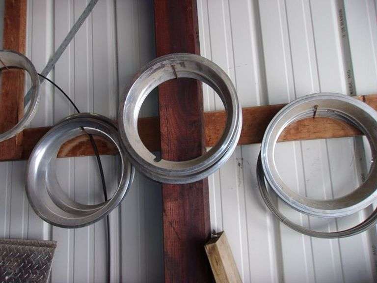 Trim rings and centers - Backes Commercial Auctioneers