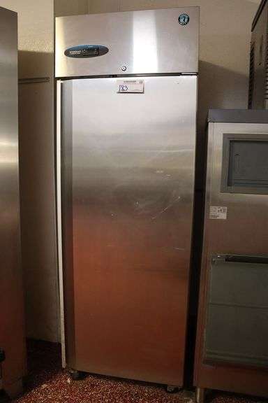 Hoshizaki CF1S-FS stainless portable 1 door freezer - Backes Commercial ...
