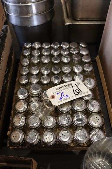 Box flat to go - 61 salt & pepper shakers - 2 styles - Backes ...