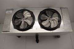 2020 Tafco combination L shaped walk in cooler/freezer with floors ...