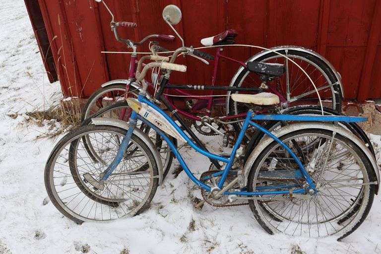 All to go - 3 vintage bikes - Schwinn Galaxie, Vista, & Sears - showing ...