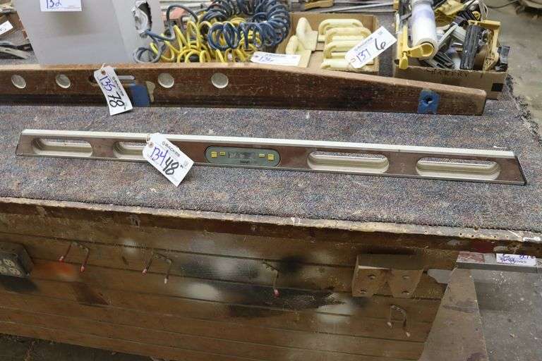 Wedge 48" digital smart level - Backes Commercial Auctioneers
