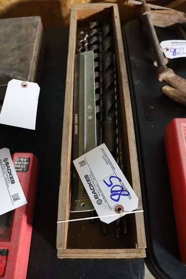All to go - misc drill bits - Backes Commercial Auctioneers