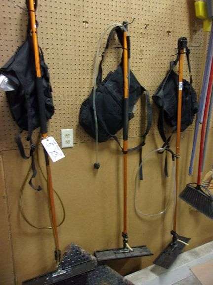 Times - 3 Easy Shine Wax applicator - Backes Commercial Auctioneers