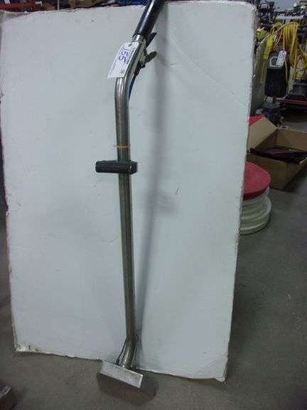 Carpet wand complete - Backes Commercial Auctioneers